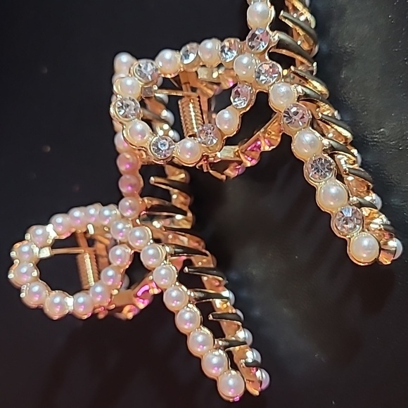 Anna & Ava | Accessories | Anna Ava Hair Pearl Hair Clips | Poshmark